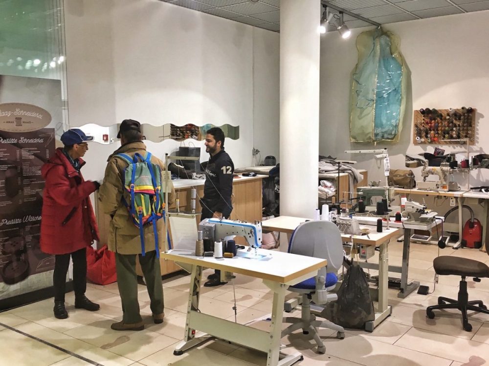 Reparieren statt wegwerfen: Die "Maaz-Schneiderei" - #myinnsbruck