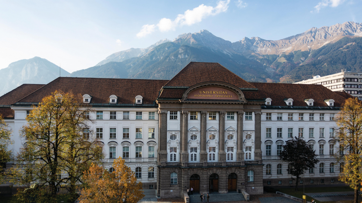 Frau Hitt und die 19 Fragen - #myinnsbruck