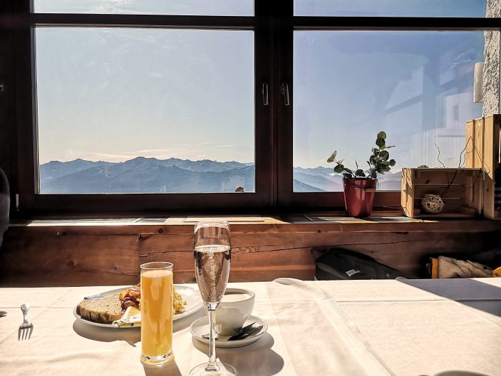 Mit allen Sinnen genießen - Frühstück über den Dächern - #myinnsbruck